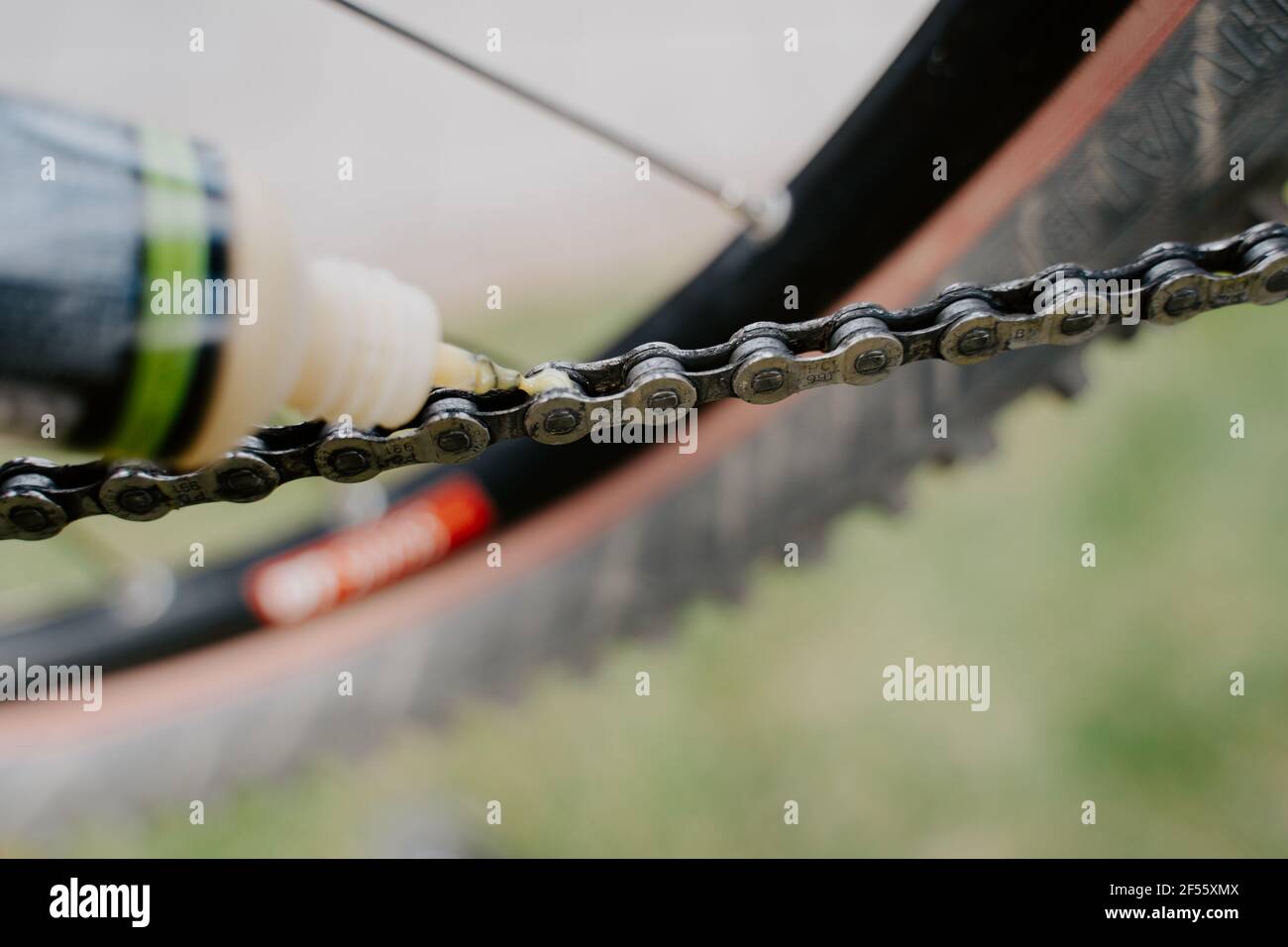 Bicycle gears and rear derailleur oiling Stock Photo - Alamy