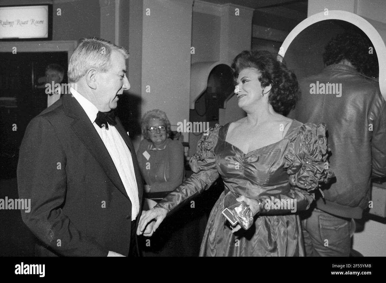 Pat Phoenix at the Queens Hotel Leeds in Mar 1984 Stock Photo - Alamy