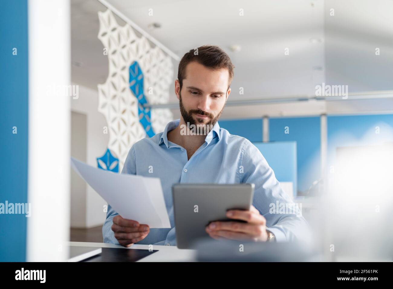 Professional paper hi-res stock photography and images - Alamy