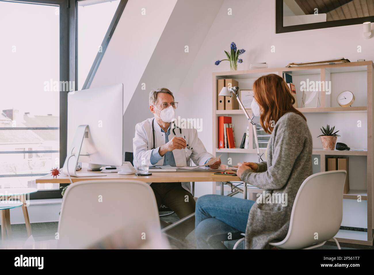 Doctor office hi-res stock photography and images - Alamy