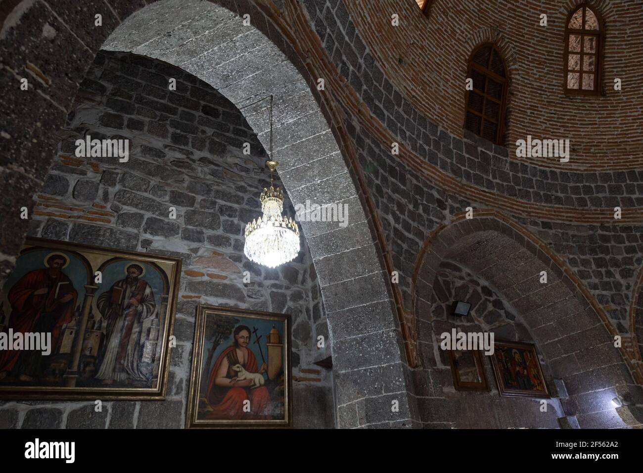 Virgin mary syrian orthodox church hi-res stock photography and images ...