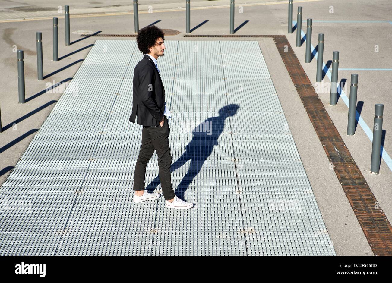 Handsome afro man standing hi-res stock photography and images - Alamy