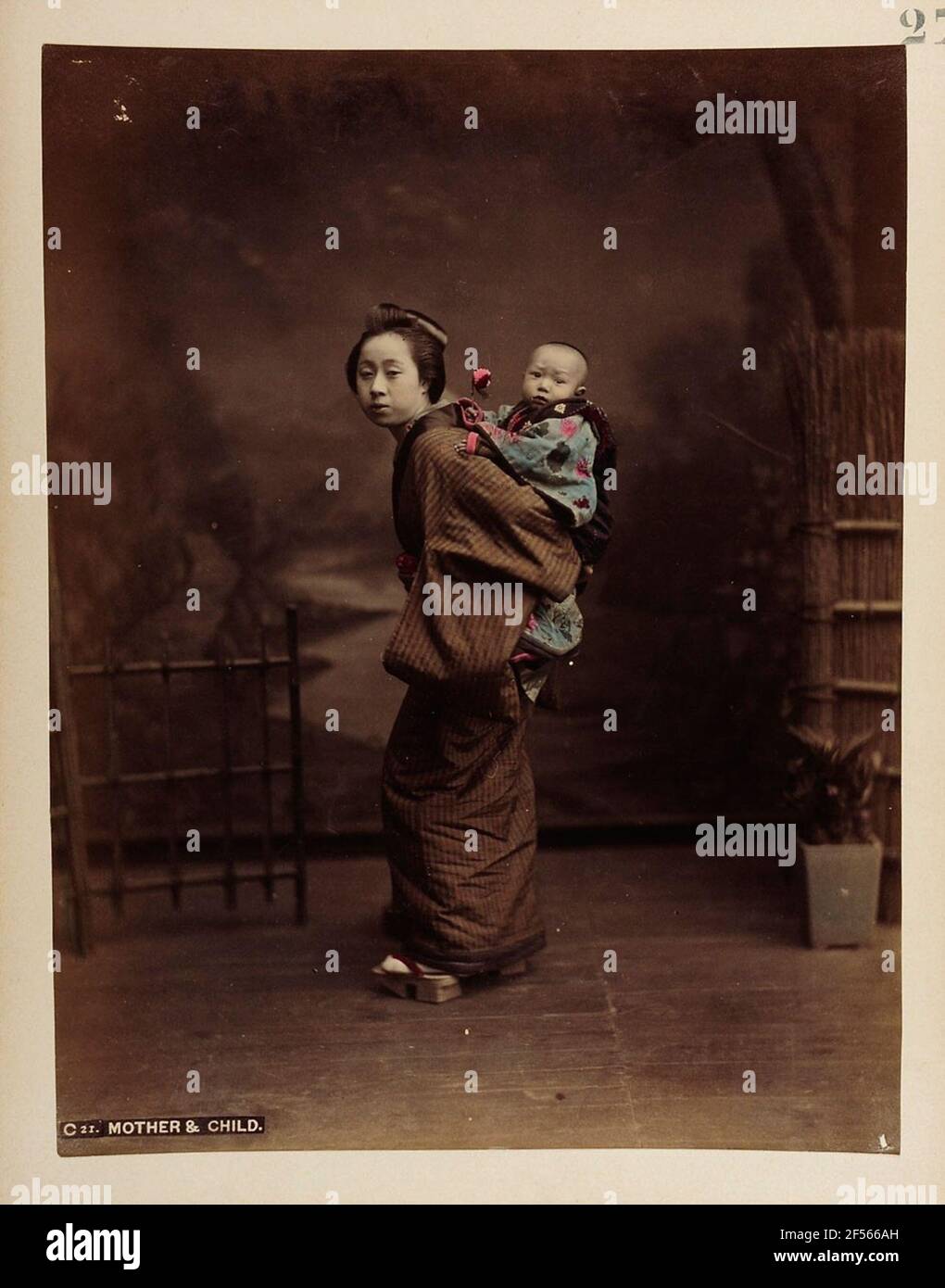 Intimacy mother and child art hi-res stock photography and images - Alamy