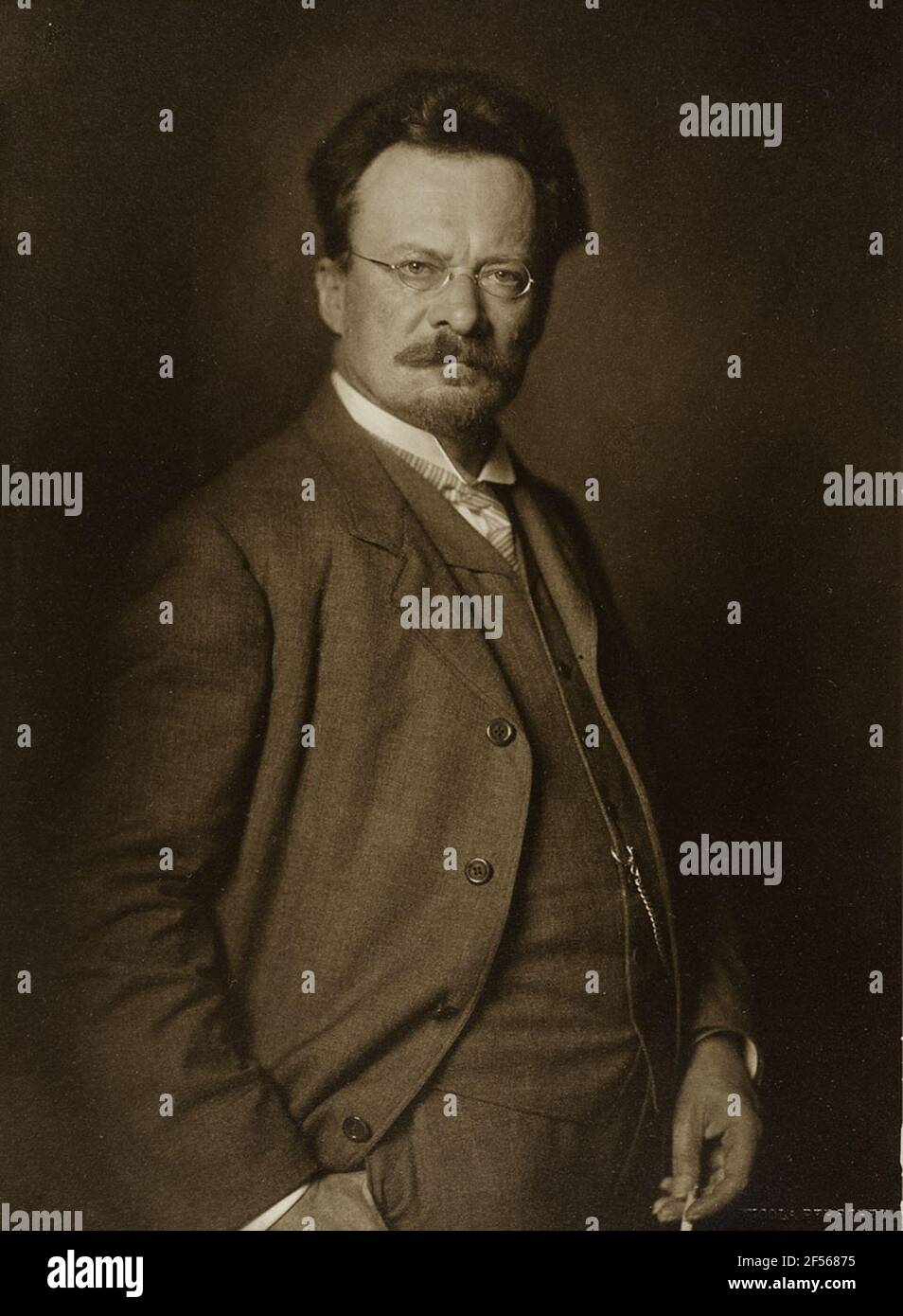 Adolf Miethe - Photochemist. State state view Hamburg, collection of ...