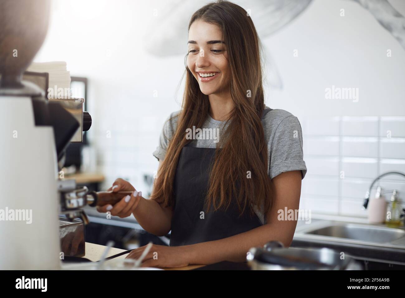 Bar staff student hi-res stock photography and images - Alamy