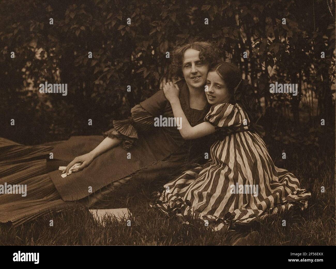 Mrs. Peter Behrens and daughter in the garden. Collection of Juhl Stock ...