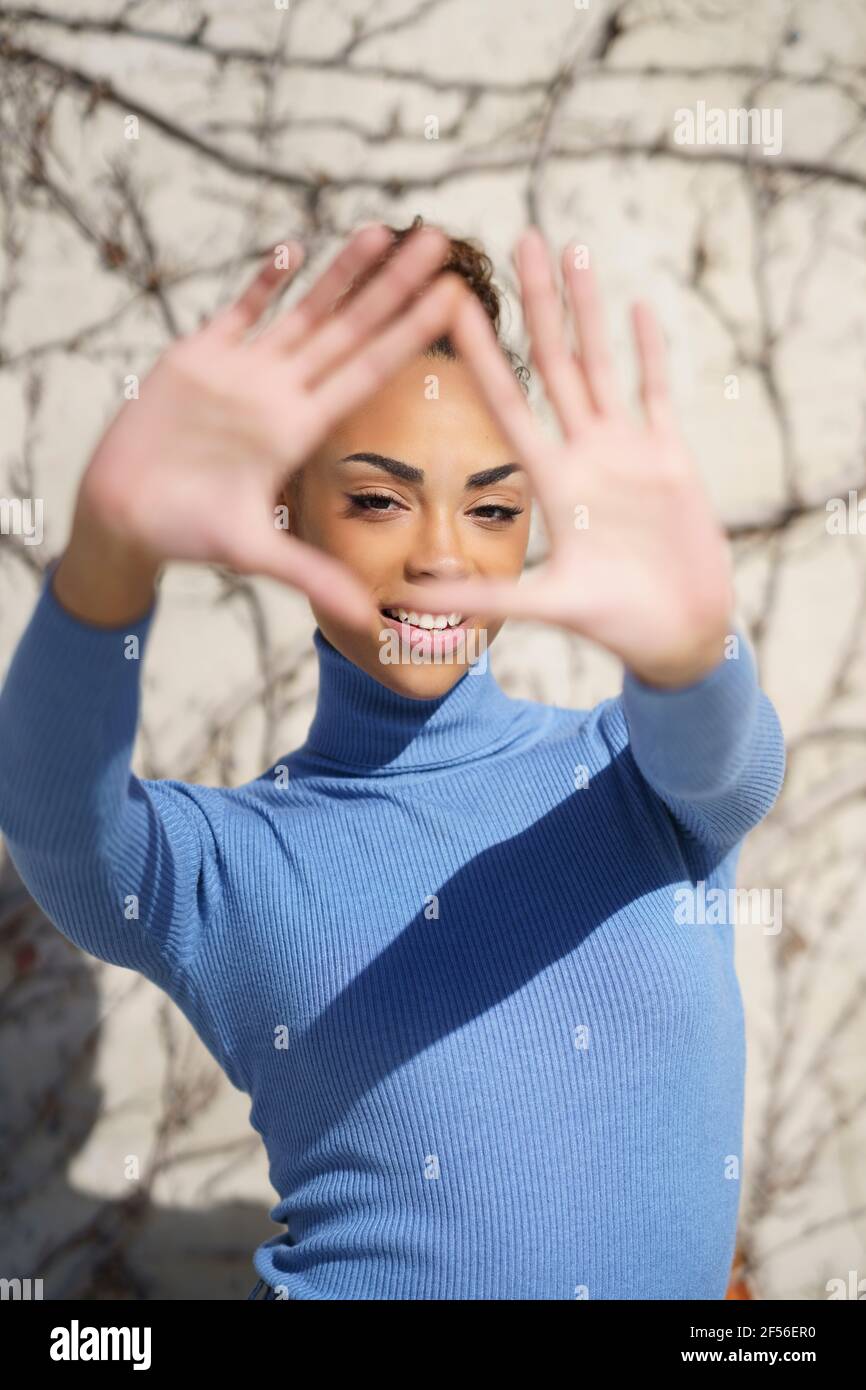 Standing frame hi-res stock photography and images - Alamy