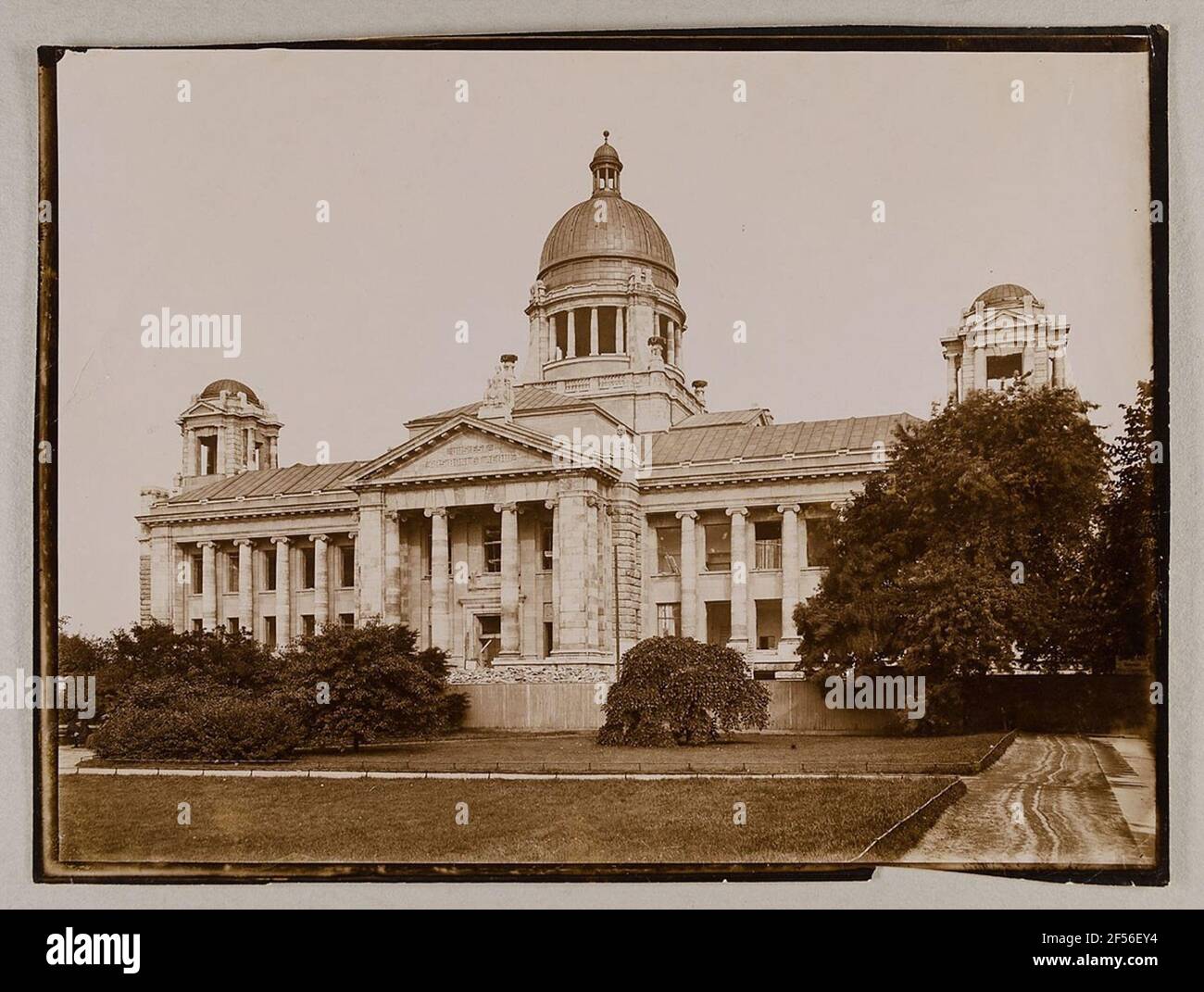 Hamburg regional court hi-res stock photography and images - Alamy