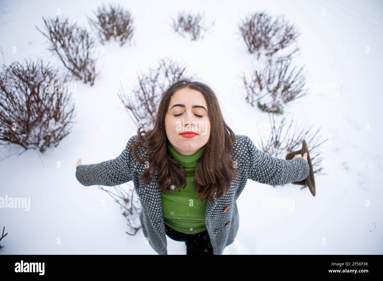 Covered arms hi-res stock photography and images - Alamy