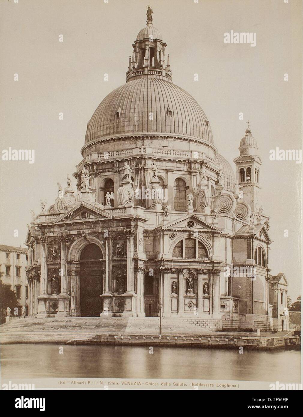 Santa Maria della Salute von Baldassa Longhena, Venedig Stock Photo - Alamy