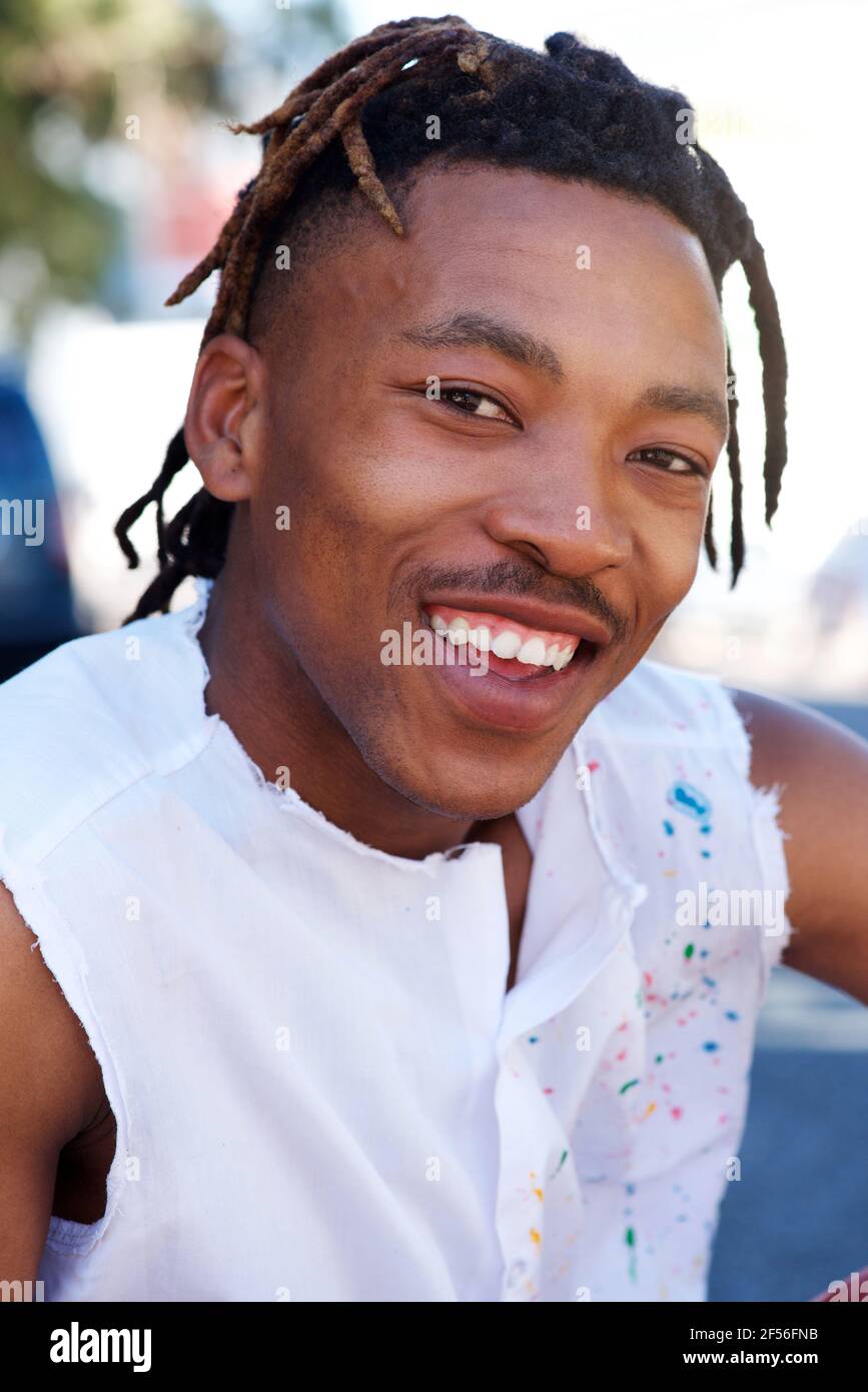 Black man with dreadlocks hi-res stock photography and images - Alamy