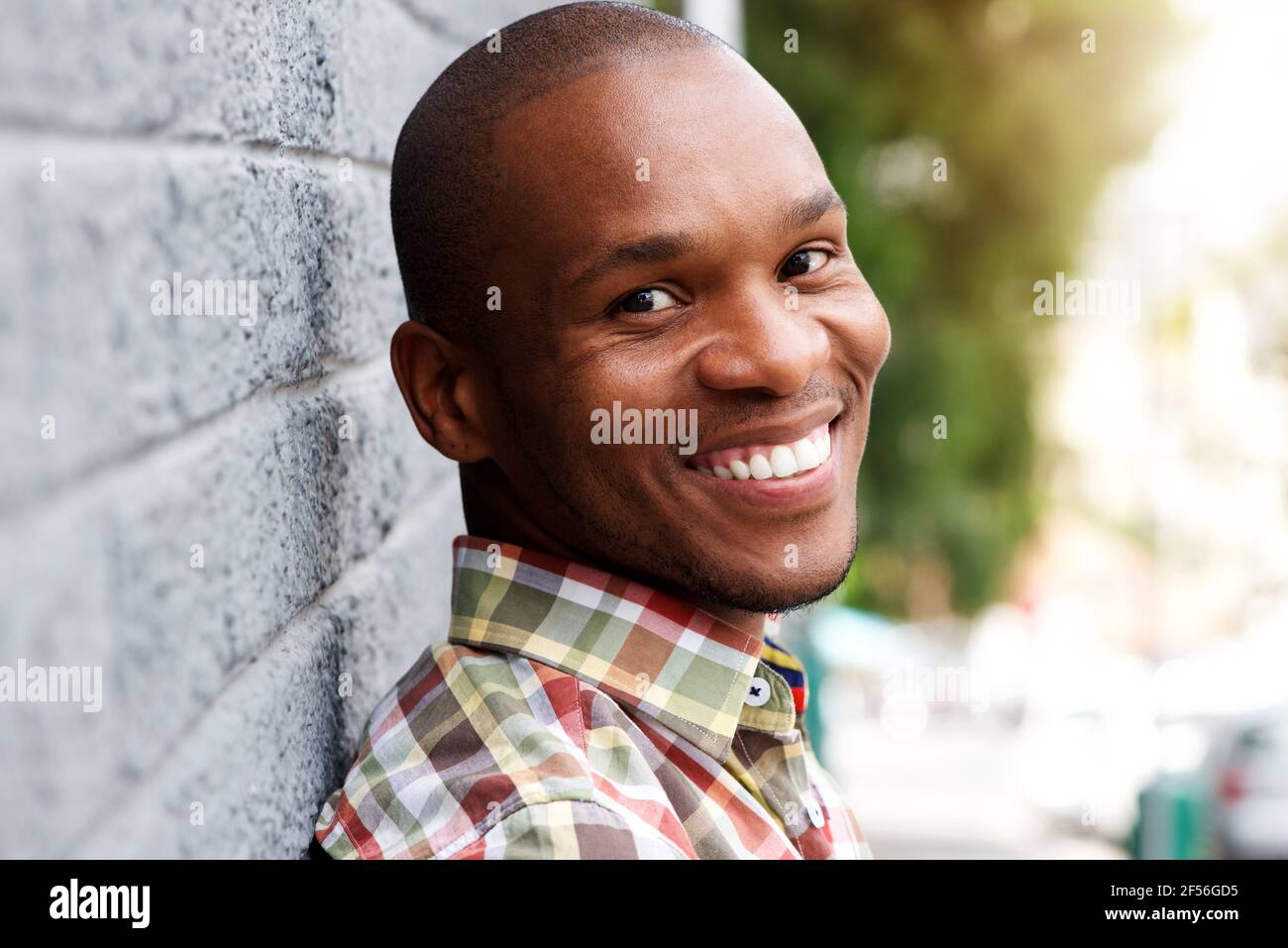 Happy stylish relaxed african man hi-res stock photography and images ...
