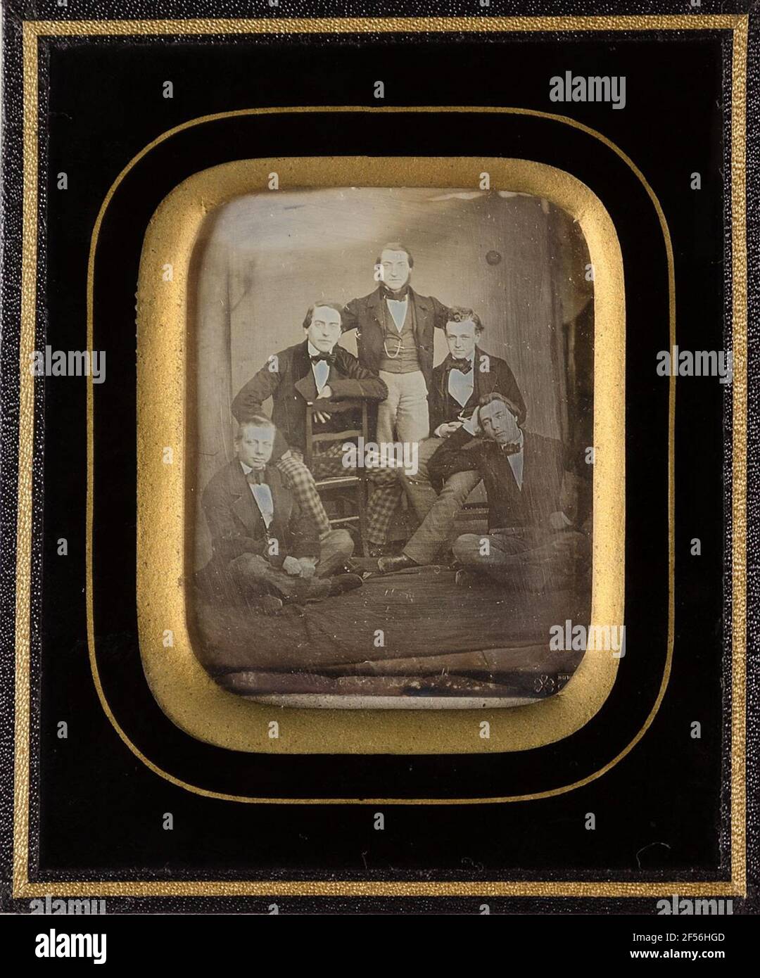 Unknown young men hi-res stock photography and images - Alamy