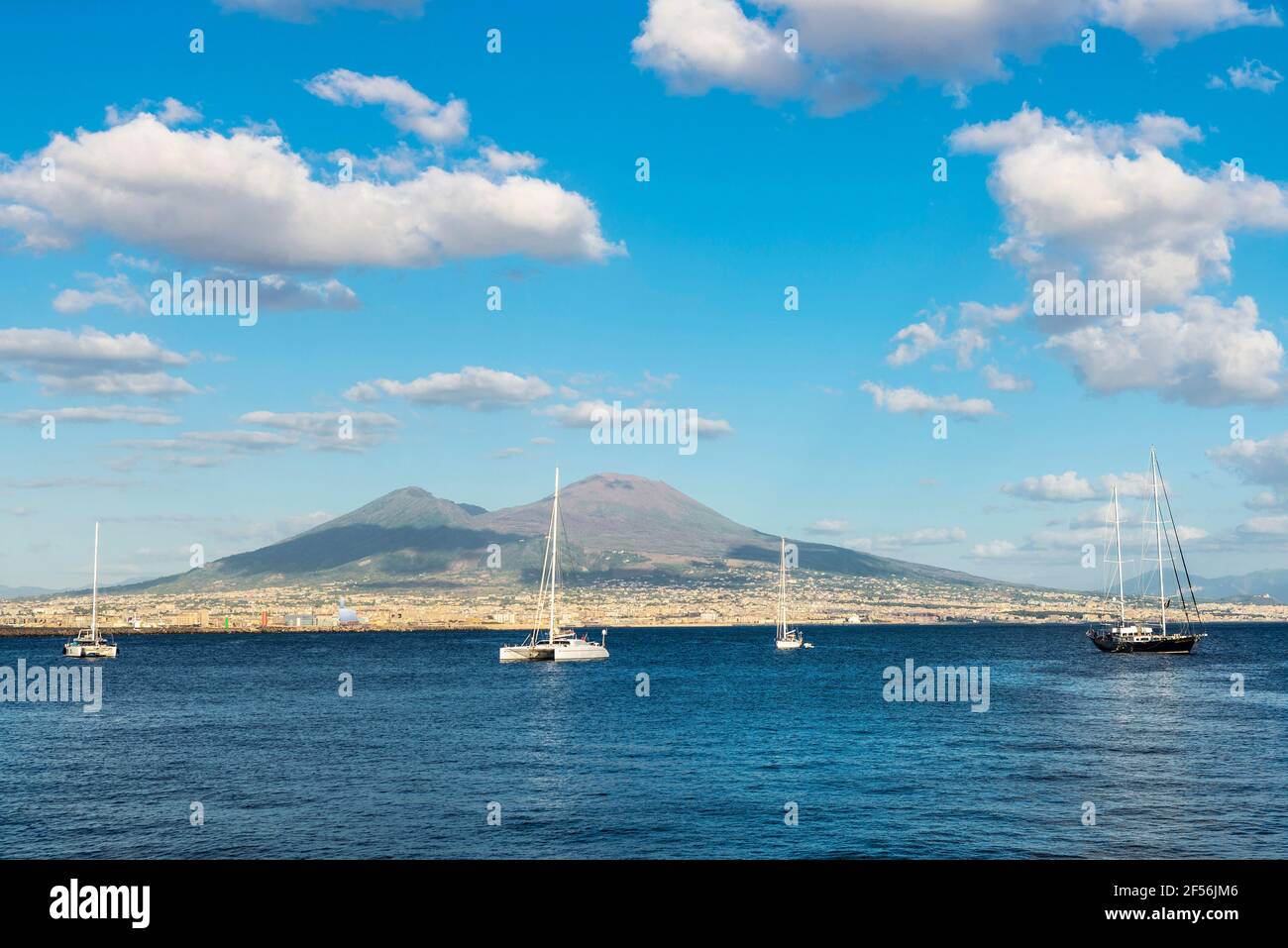 Waterfront promenade in naples hi-res stock photography and images - Alamy