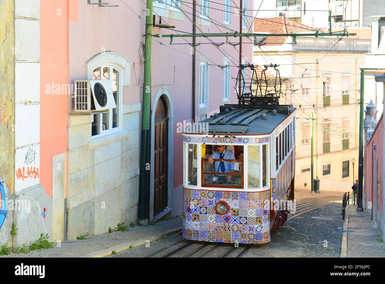 Gloria Funicular (Ascensor da Gloria) is a funicular railway line in ...