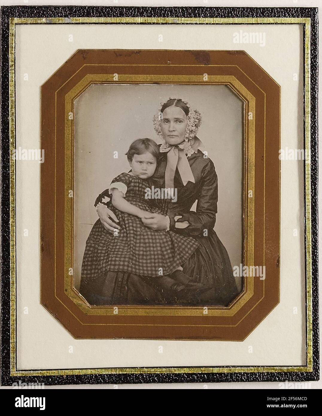 Unknown mother with child Stock Photo - Alamy