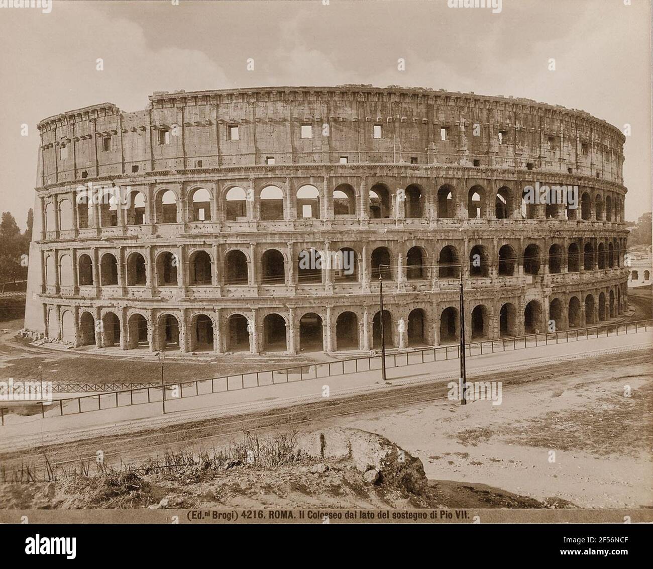 Rome. The Colosseum on the support side of Pius VII Stock Photo - Alamy