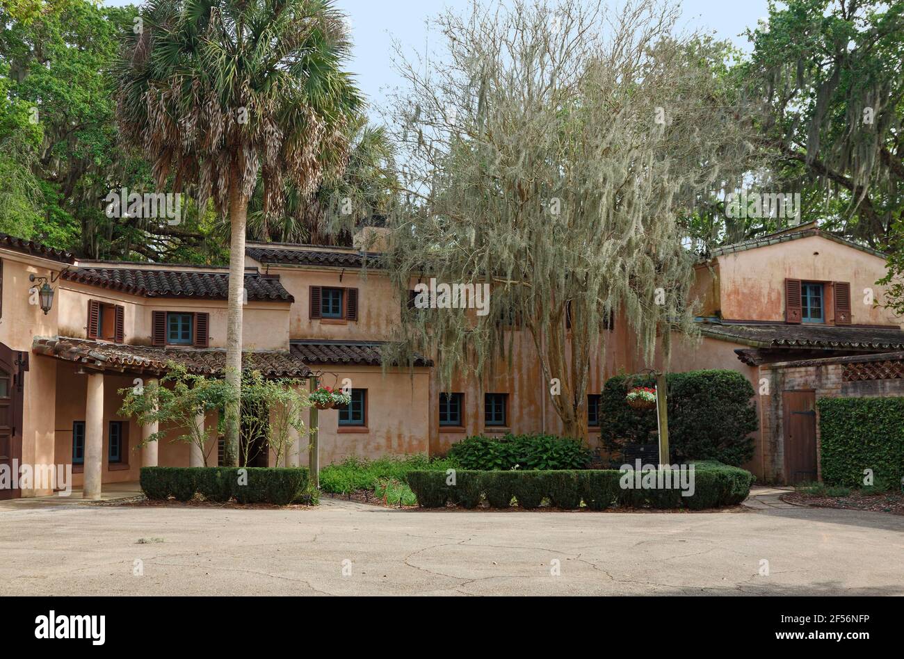 Pinewood Estate, Mediterranean-style mansion, rear view, architect ...