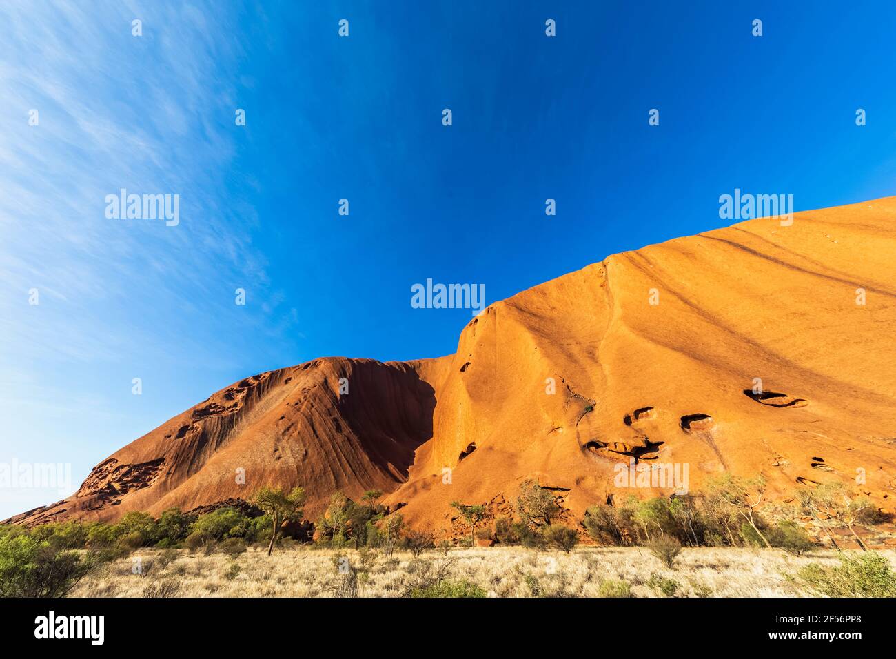 Australia, Northern Territory, Desert landscape of Uluru Kata Tjuta ...