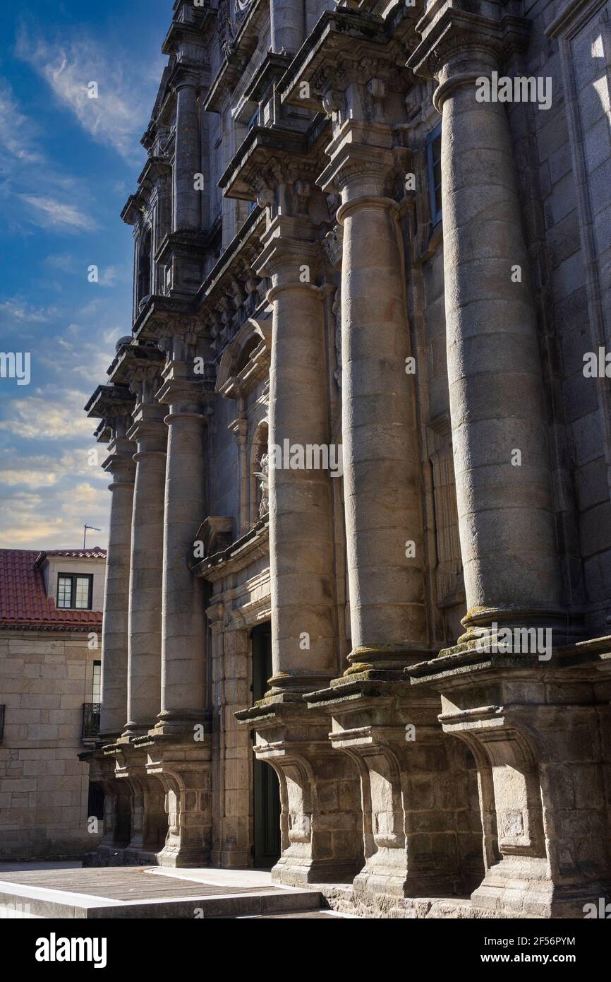 Religious structure hi-res stock photography and images - Alamy