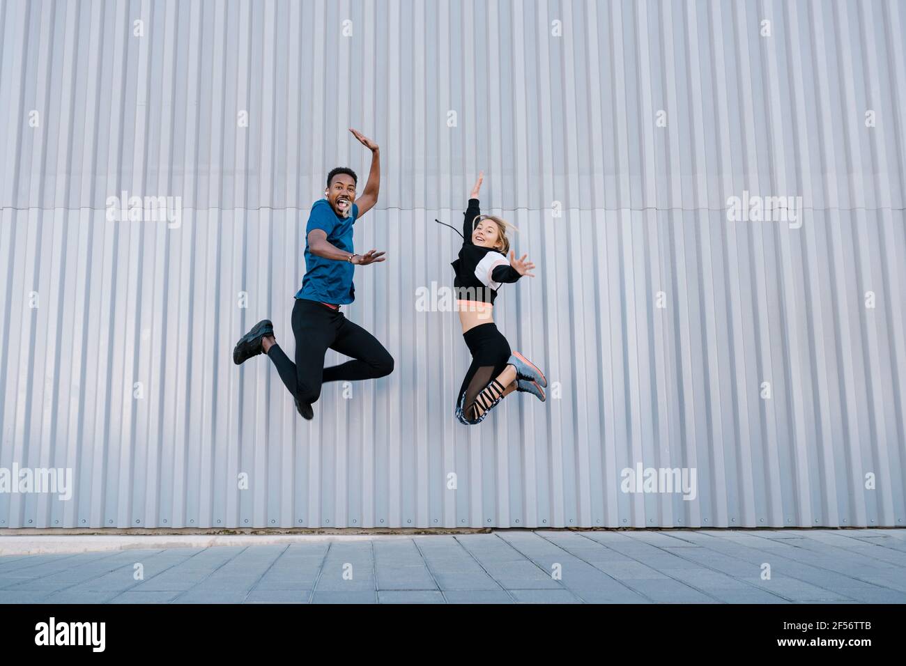 Female high jump hi-res stock photography and images - Alamy