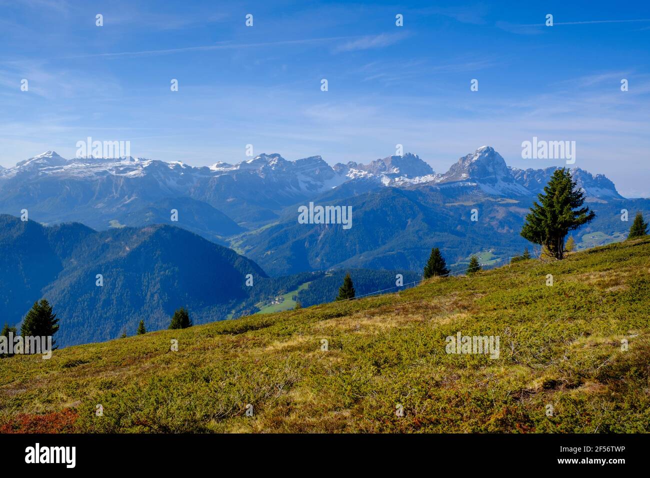 Italy, Valley in Dolomites with Peitlerkofel and Kronplatz mountains in ...