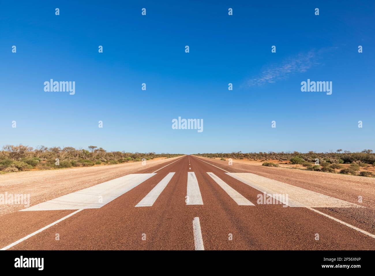 Landing strip marking hi-res stock photography and images - Alamy