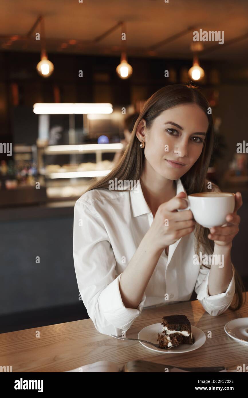 Elbows Cafe High Resolution Stock Photography and Images - Alamy