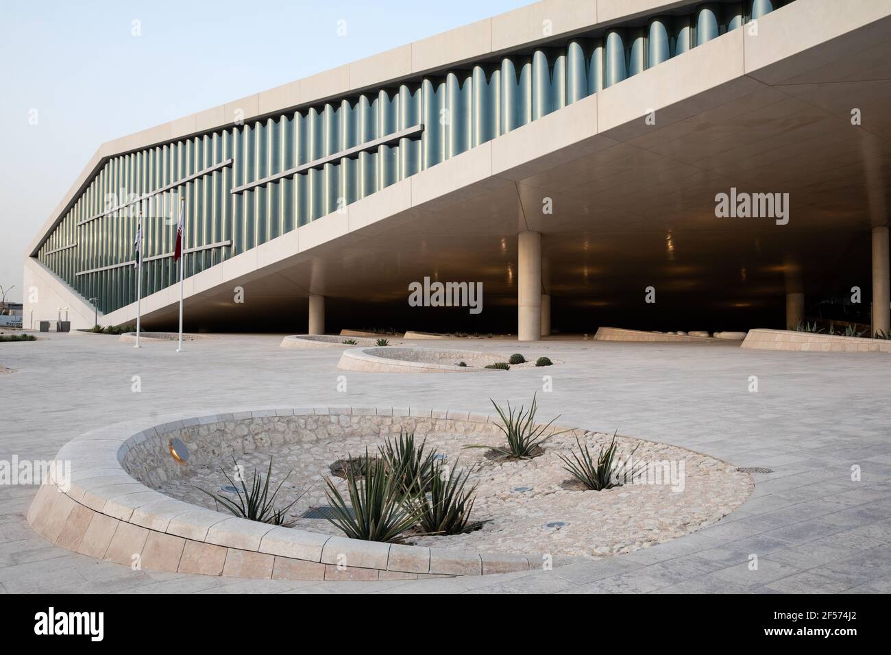 Doha qatar national library hi-res stock photography and images - Alamy