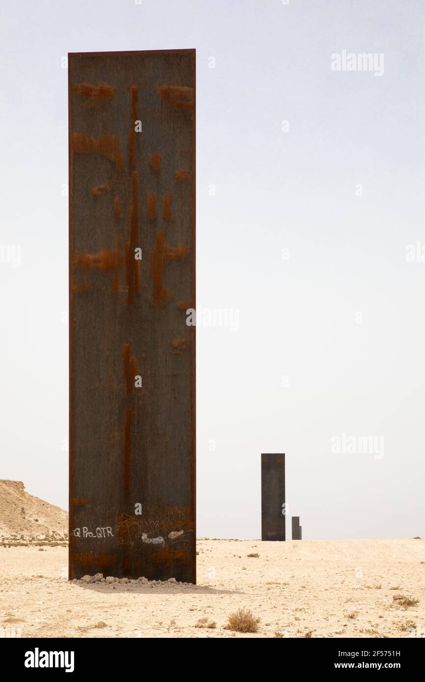 Richard serra sculpture doha hi-res stock photography and images - Alamy