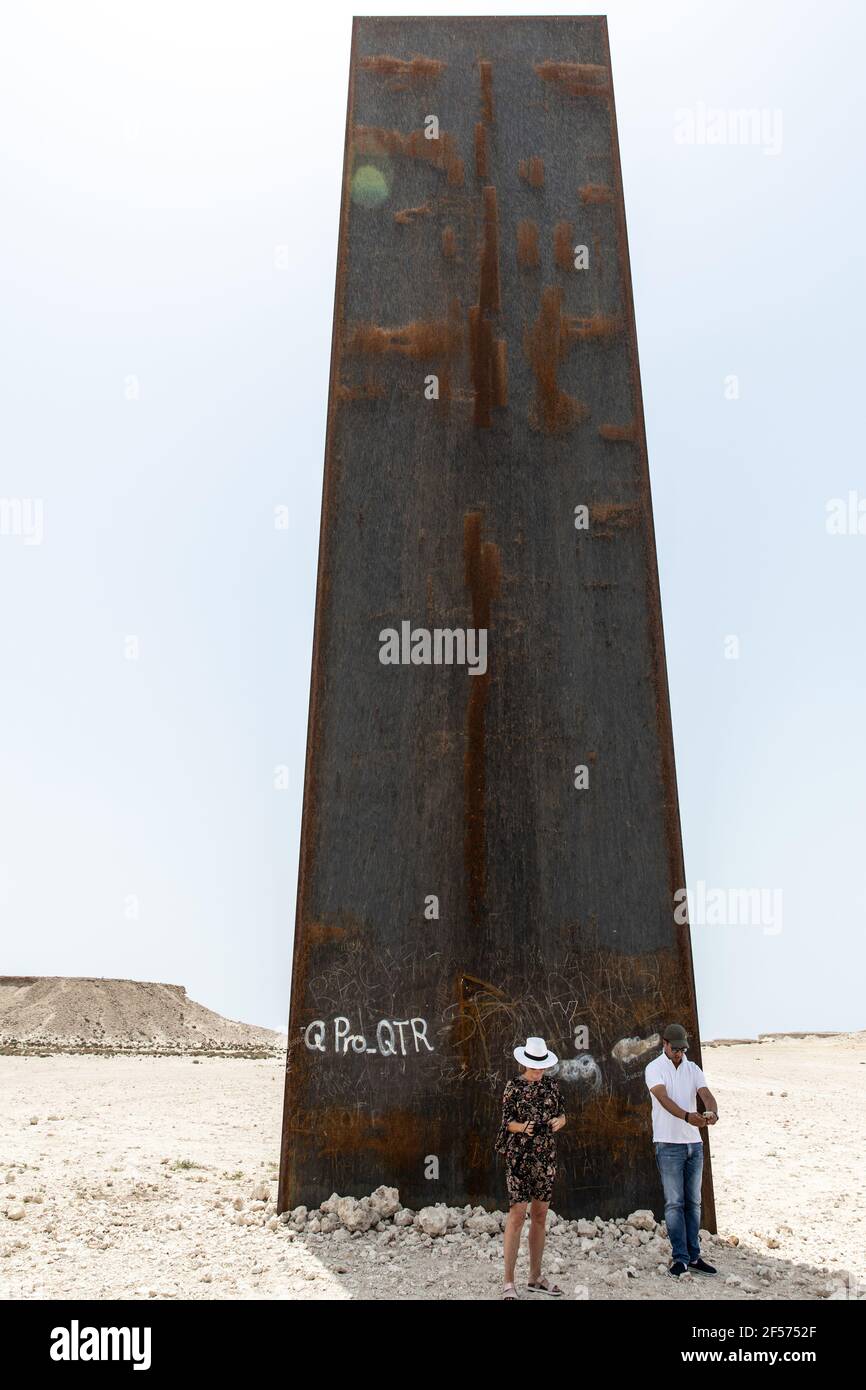 Richard Serra Sculpture in the desert, Qatar Stock Photo - Alamy