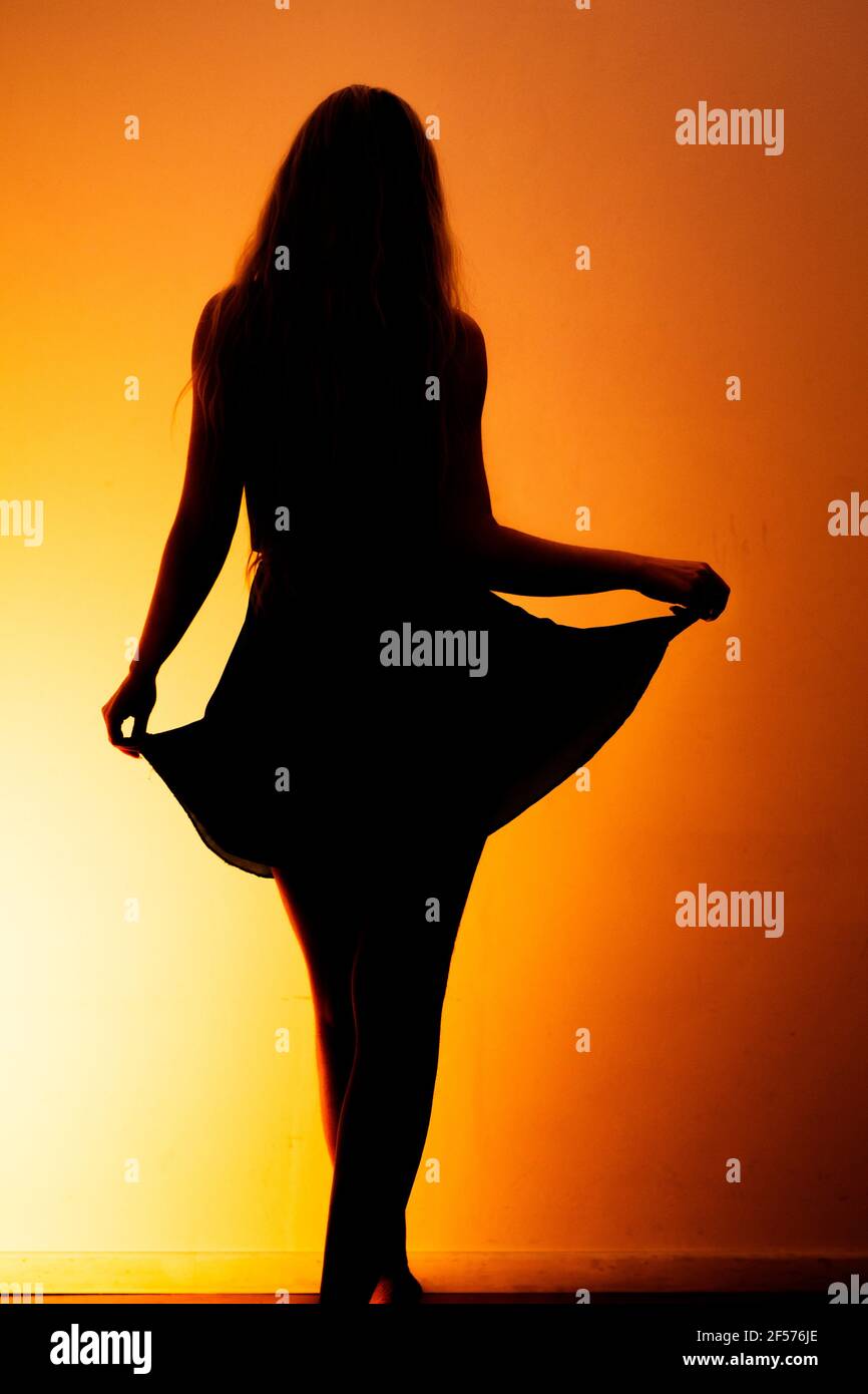 Woman sundress rear view hi-res stock photography and images - Alamy