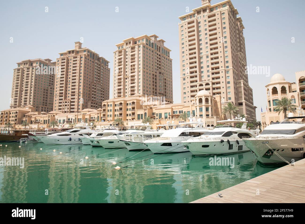 The Pearl, Doha, Qatar Stock Photo - Alamy