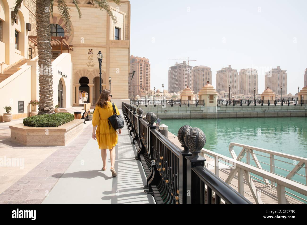 The Pearl, Doha, Qatar Stock Photo - Alamy