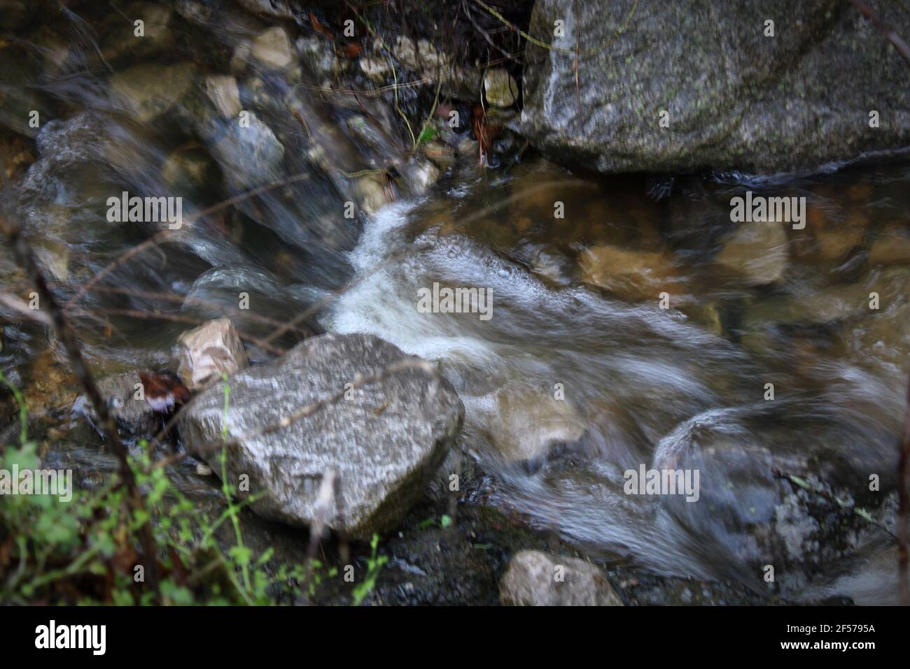 Cobble rocks hi-res stock photography and images - Alamy