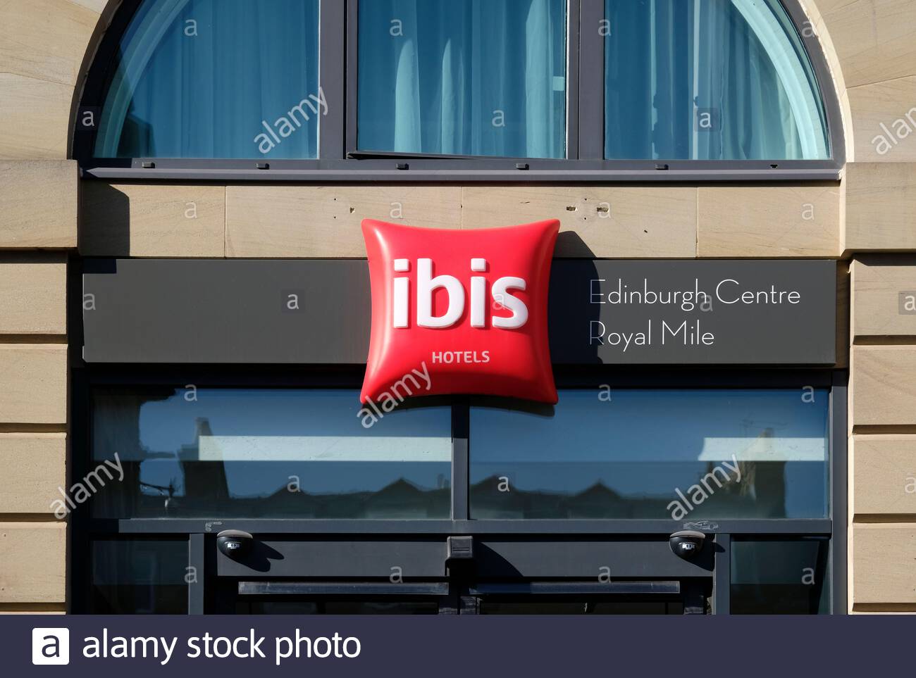 Do not feed the ibis sign hi-res stock photography and images - Alamy