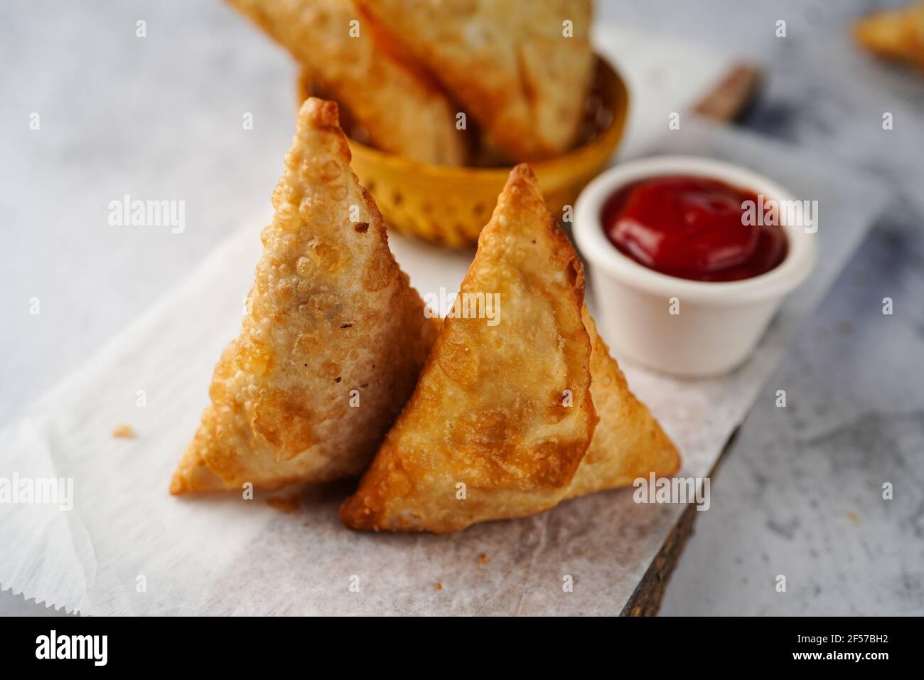 Homemade Samosas - Indian deep fried triangle pastries, selective focus ...
