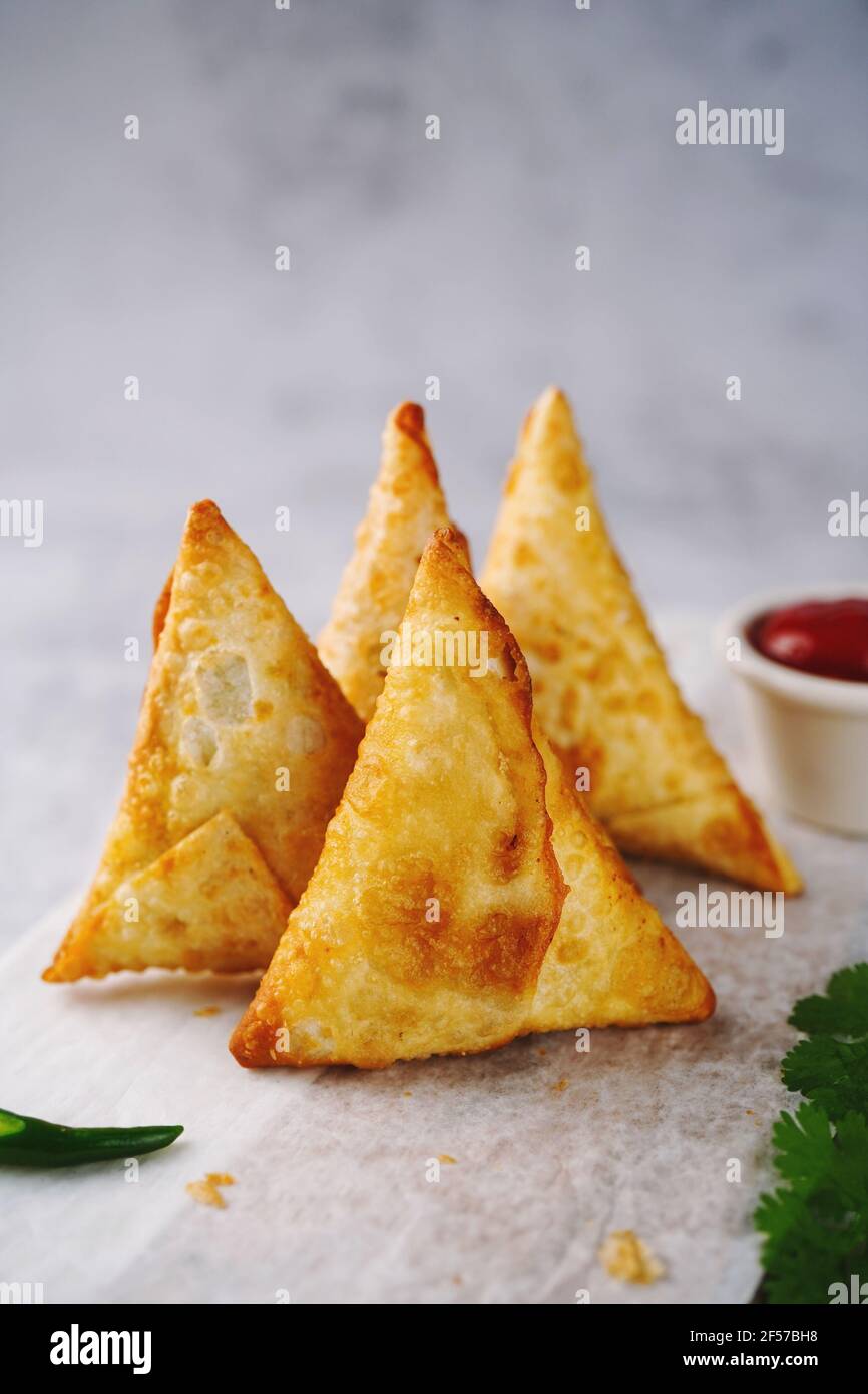 Homemade Samosas - Indian deep fried triangle pastries, selective focus ...