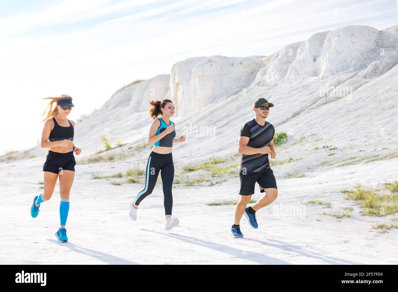Group of joggers hi-res stock photography and images - Alamy