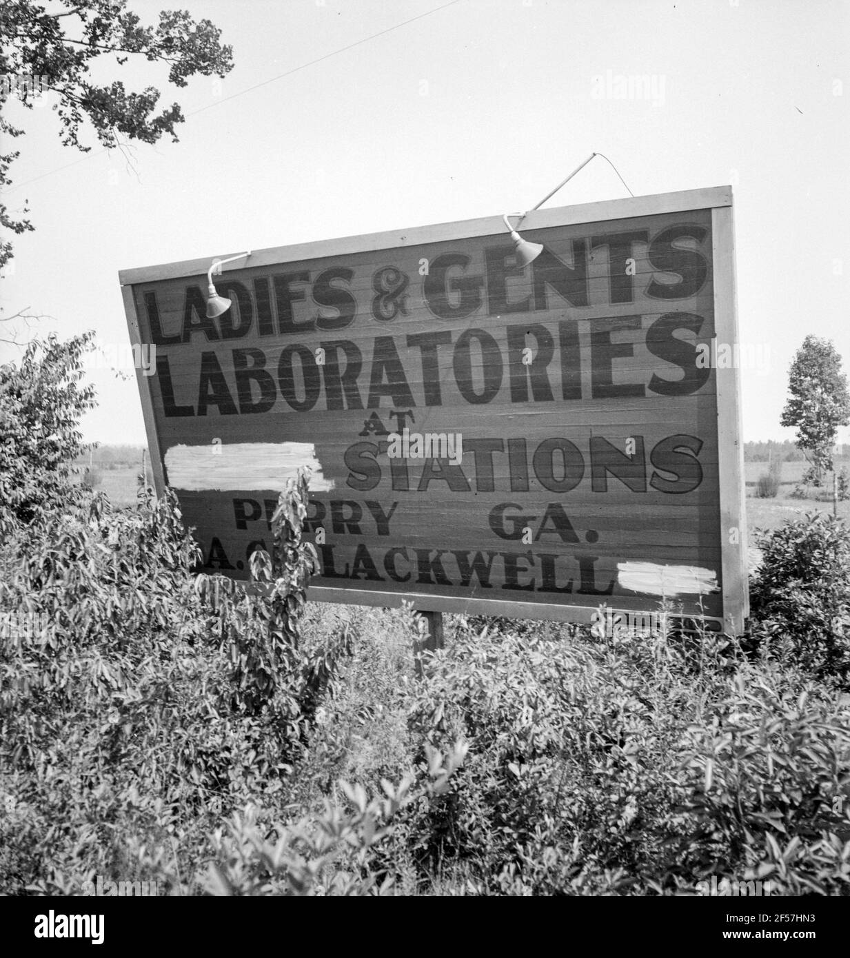 Road sign near Perry, Georgia. July 1936. Photograph by Dorothea Lange ...