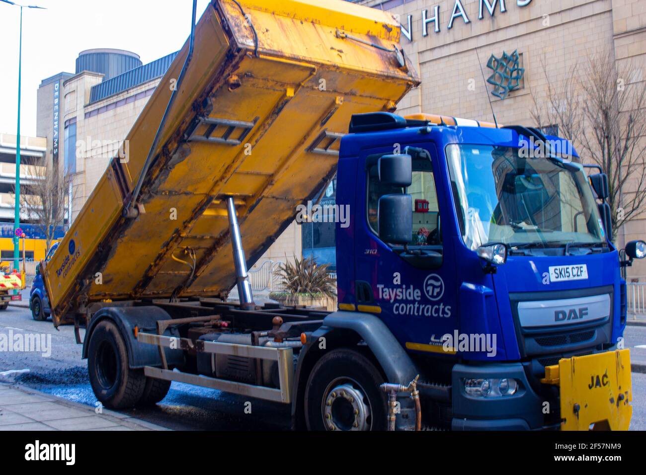 Stagecoach dundee bus station hi-res stock photography and images - Alamy