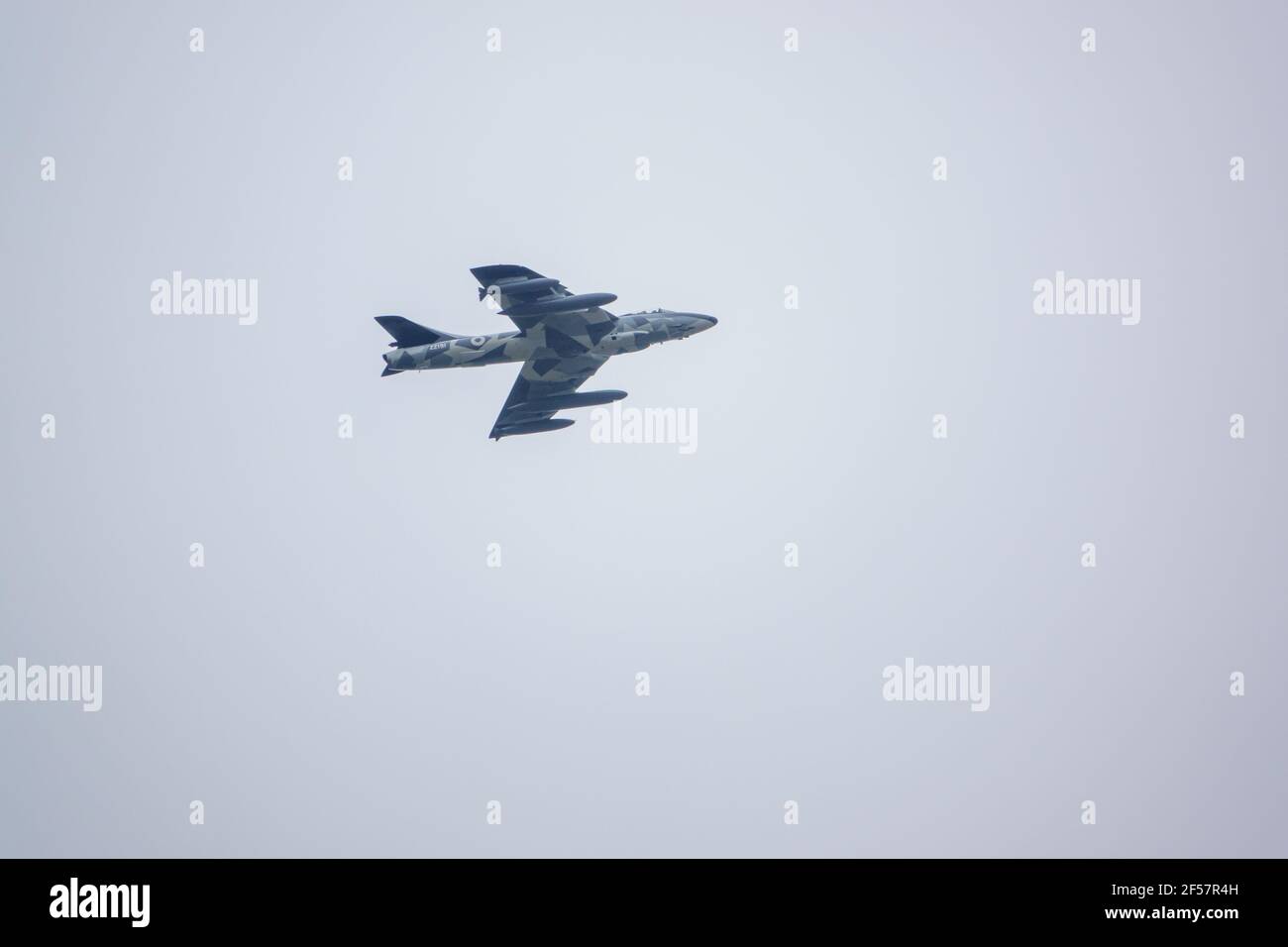 Sonic boom fighter jet hi-res stock photography and images - Alamy