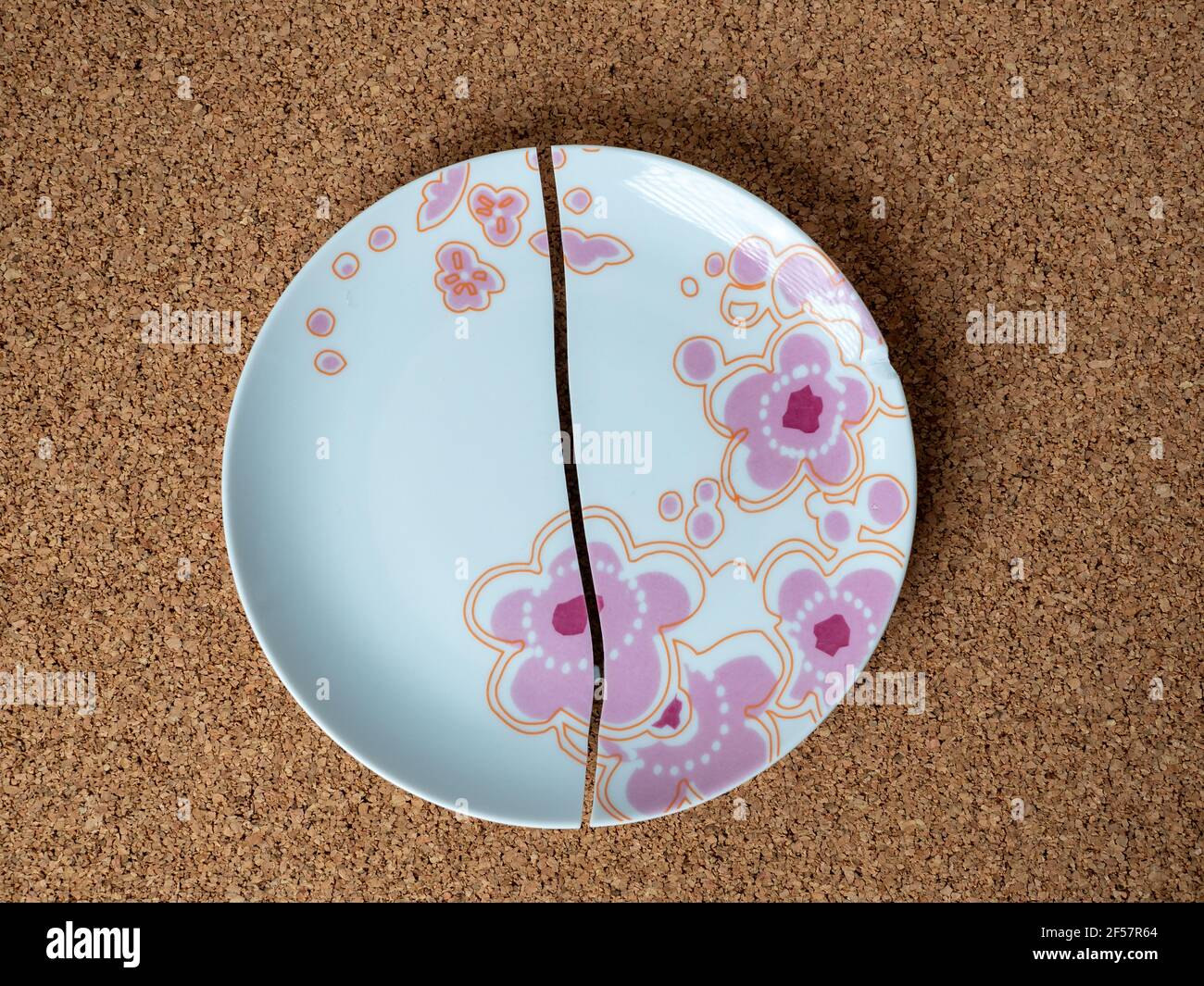 Cork breakage hi-res stock photography and images - Alamy