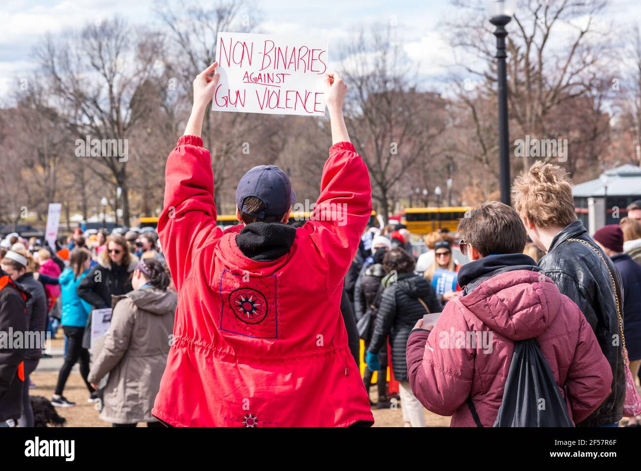 Sign of non violence hi-res stock photography and images - Alamy