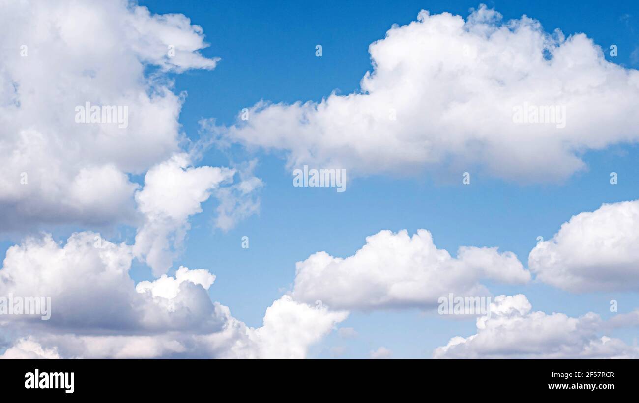 Fluffy clouds on blue sky, beautiful cloudy sky with white puffy clouds. Sky background Stock ...