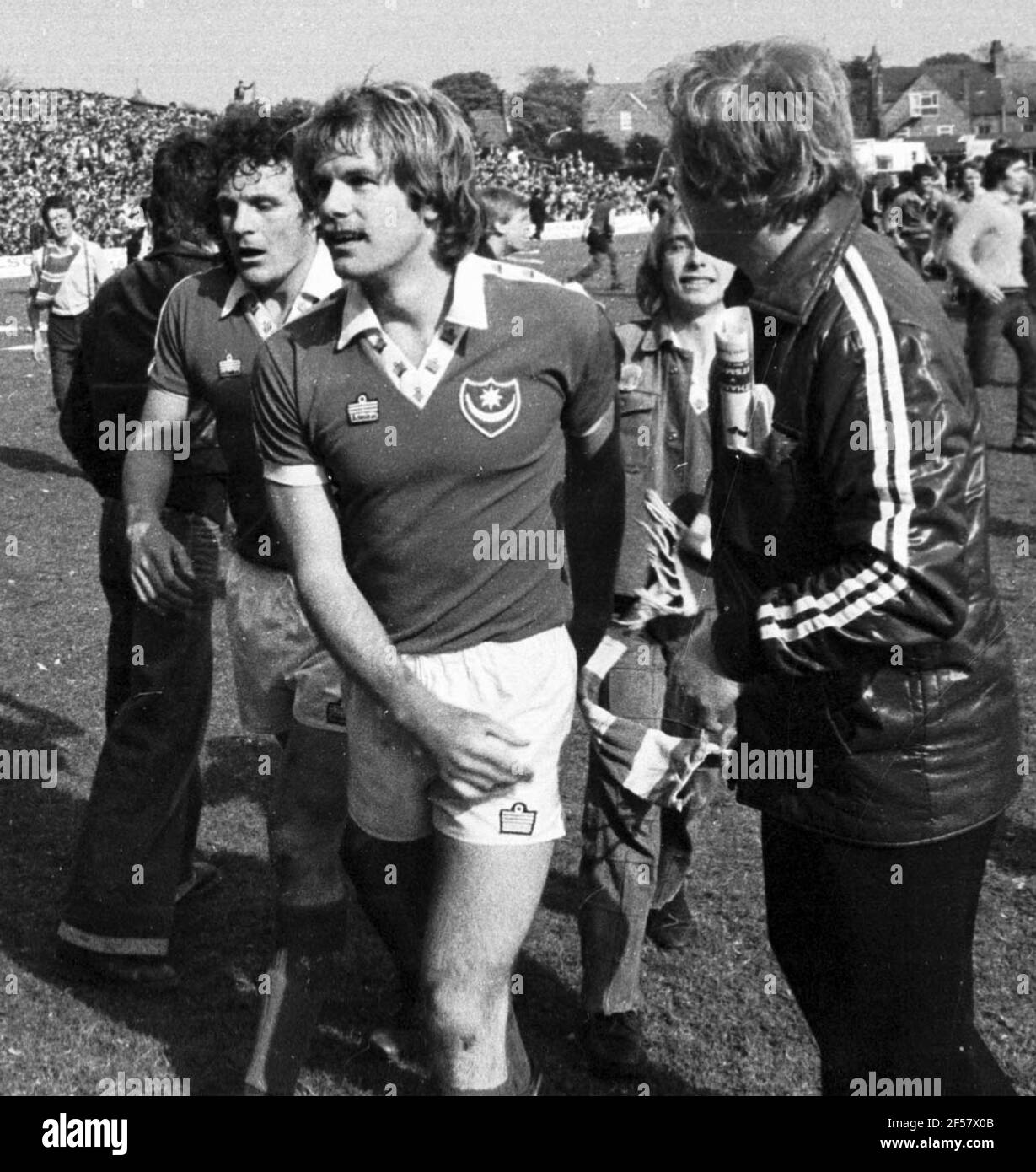 Peter ellis Black and White Stock Photos & Images - Alamy