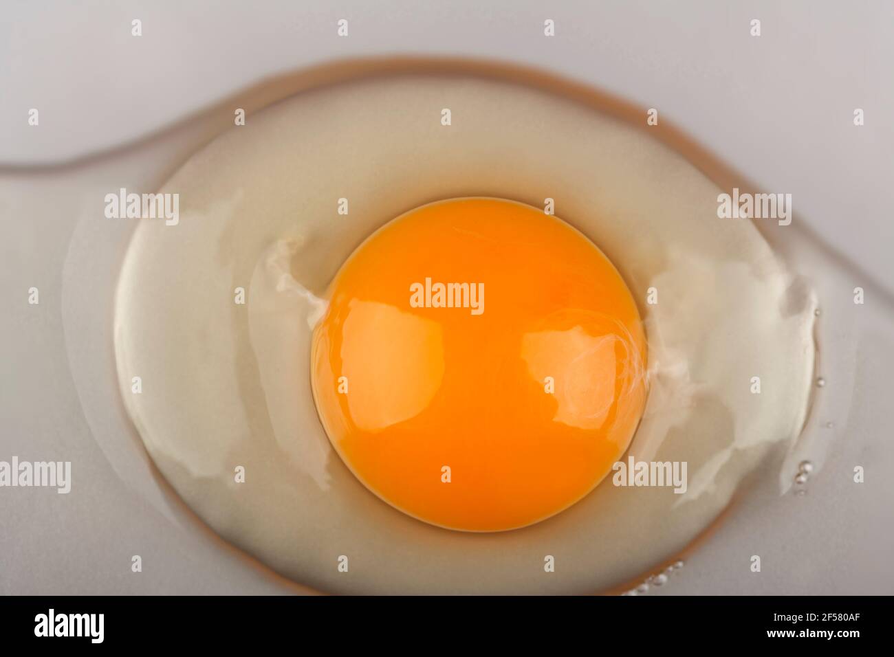Egg yolk proteins hi-res stock photography and images - Alamy