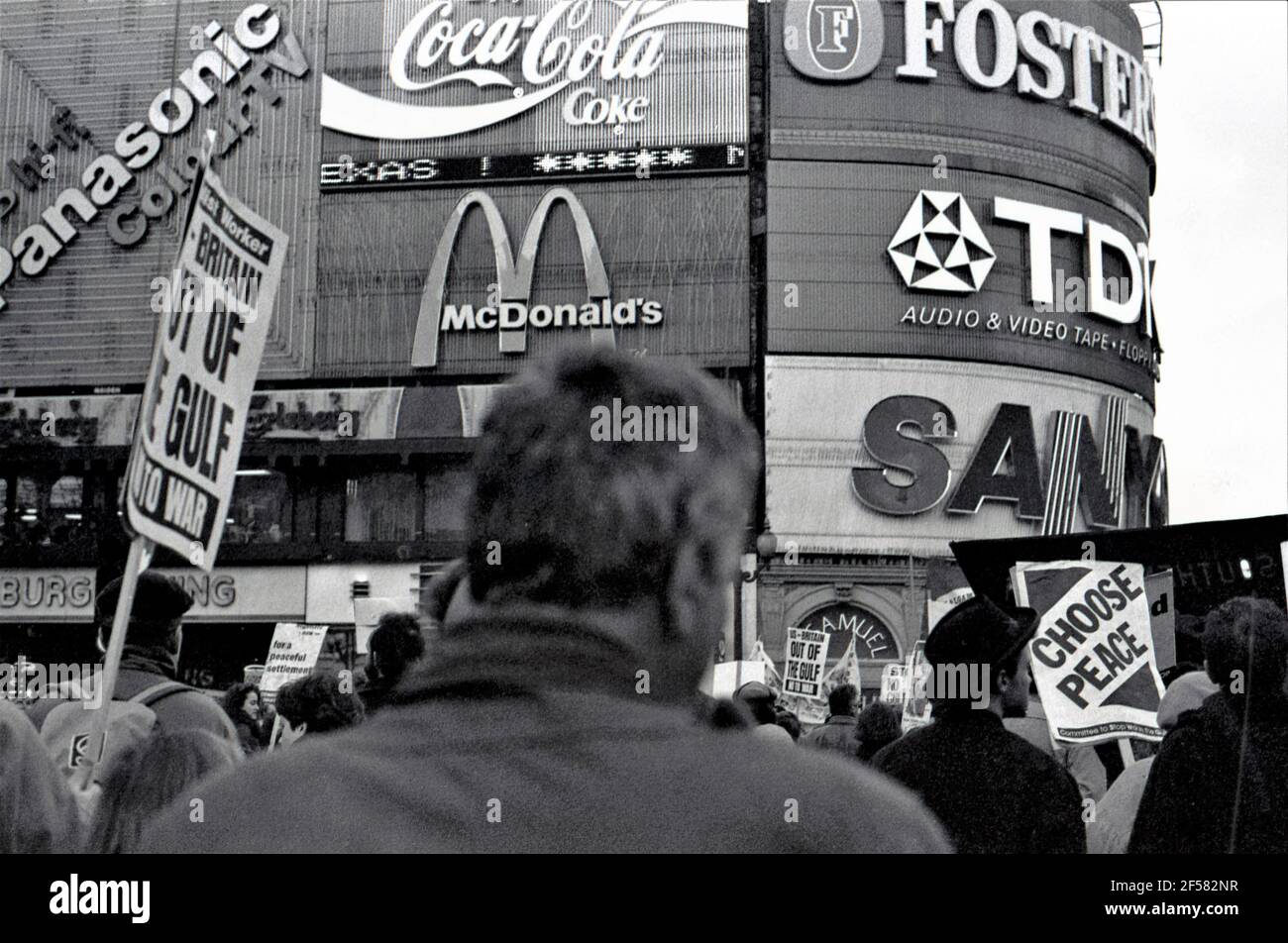 Gulf war 1991 january hi-res stock photography and images - Alamy