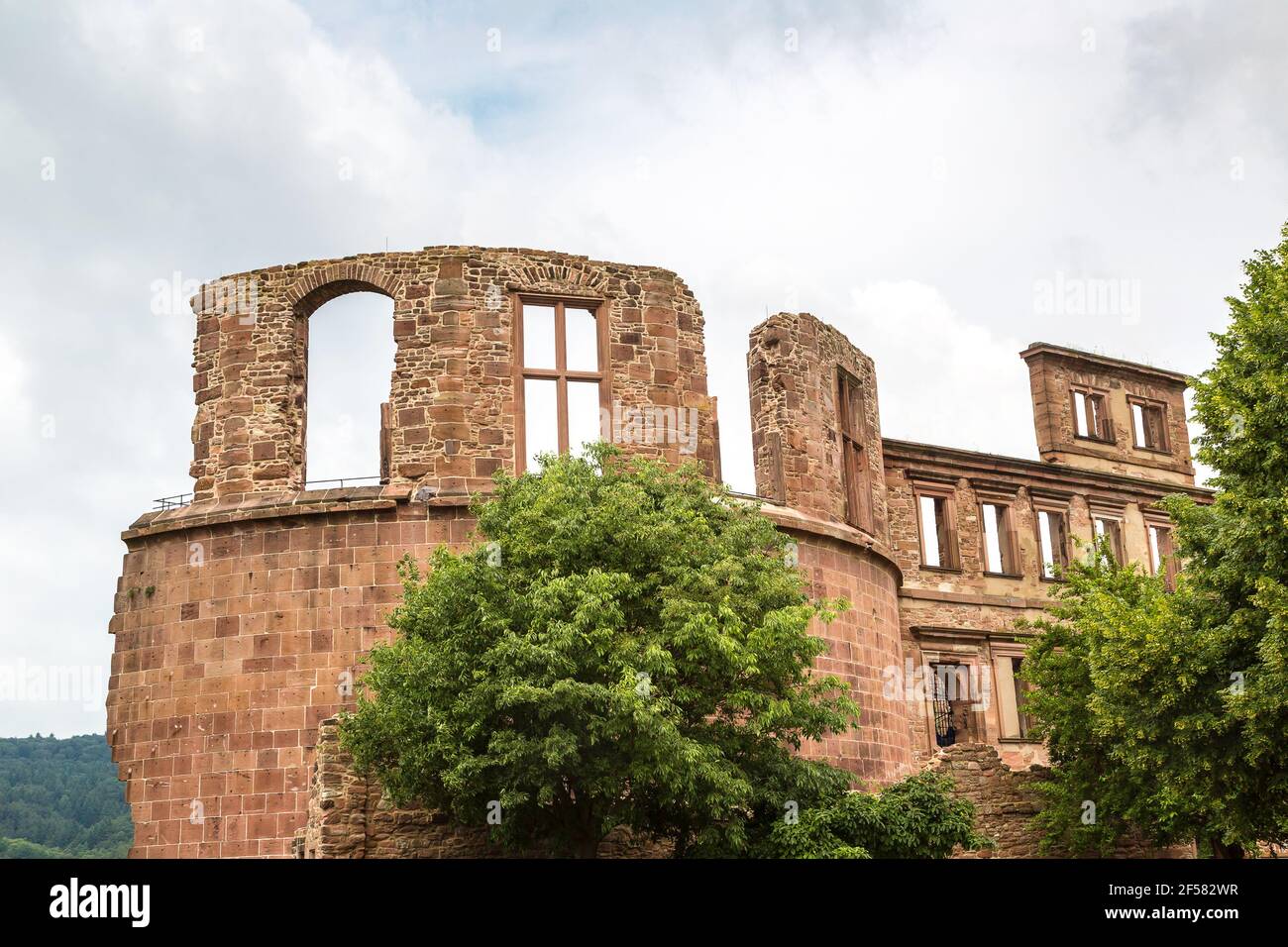 Panoramic aerial view of Heidelberg and ruins of Heidelberg Castle ...