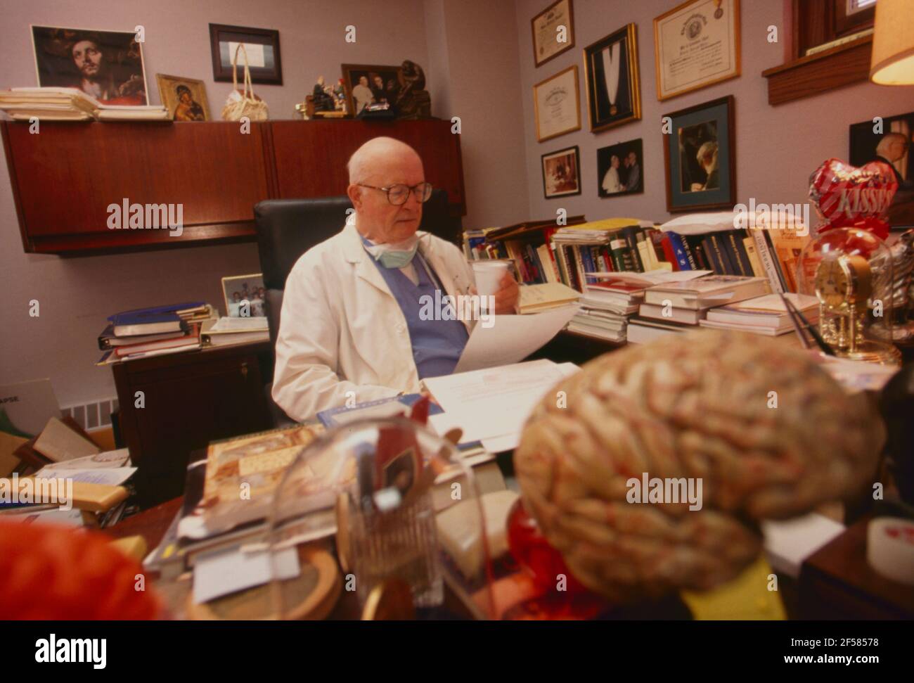 Robert white transplant hi-res stock photography and images - Alamy